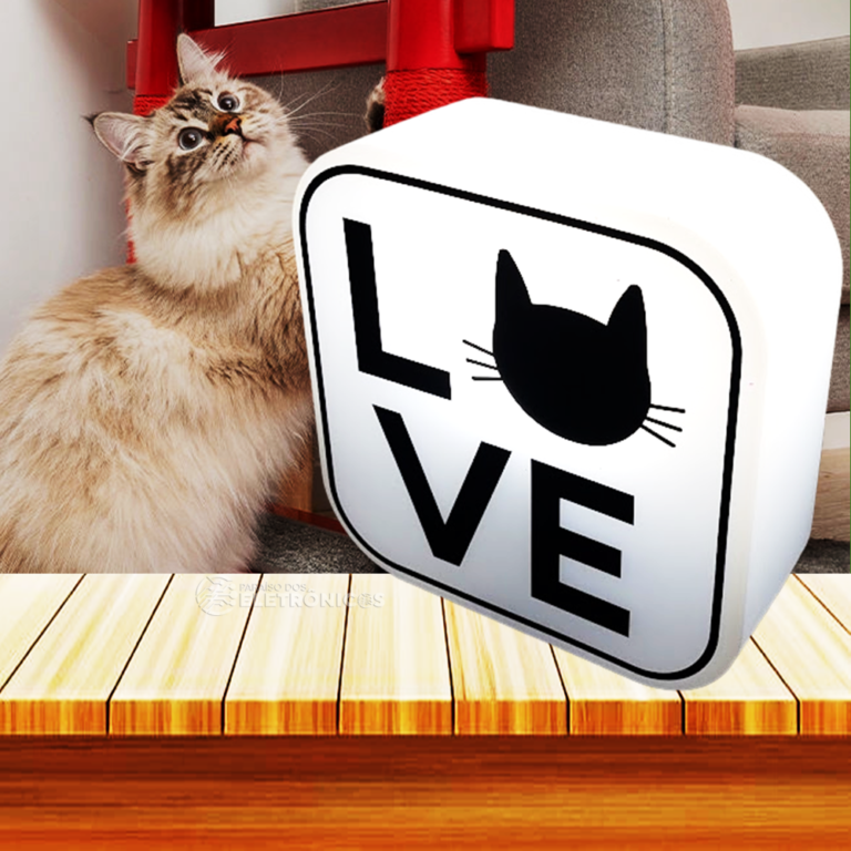 Luminária Box de Mesa Gato Love RGBW Controle Remoto Para Decorar e ...